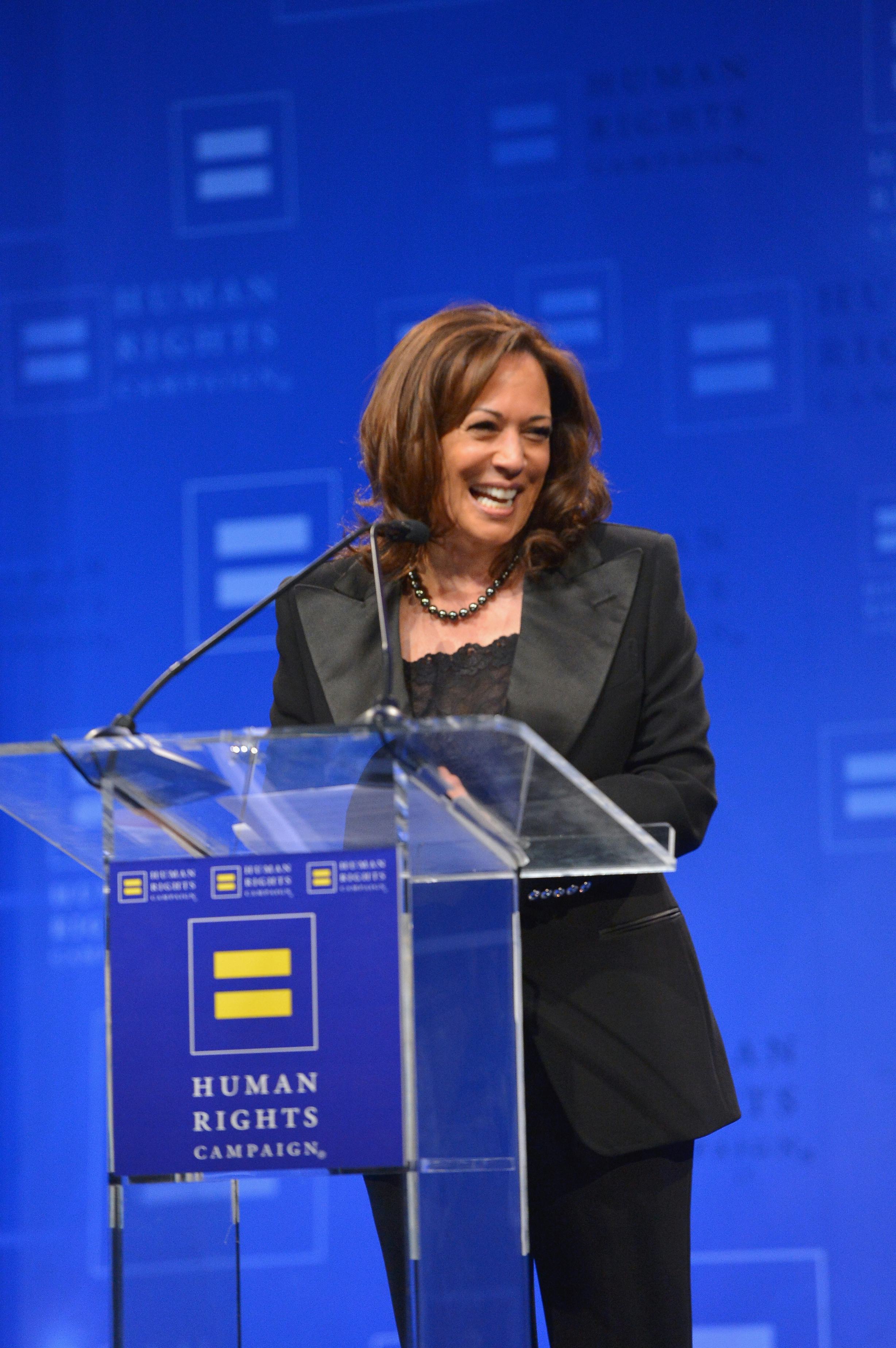 Kamala Harris' 10 Best Outfits To Date