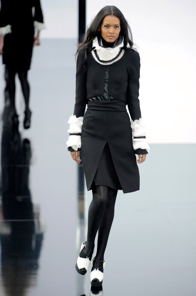 A History Of Chanel — From Its Beginnings To The Most Iconic Looks