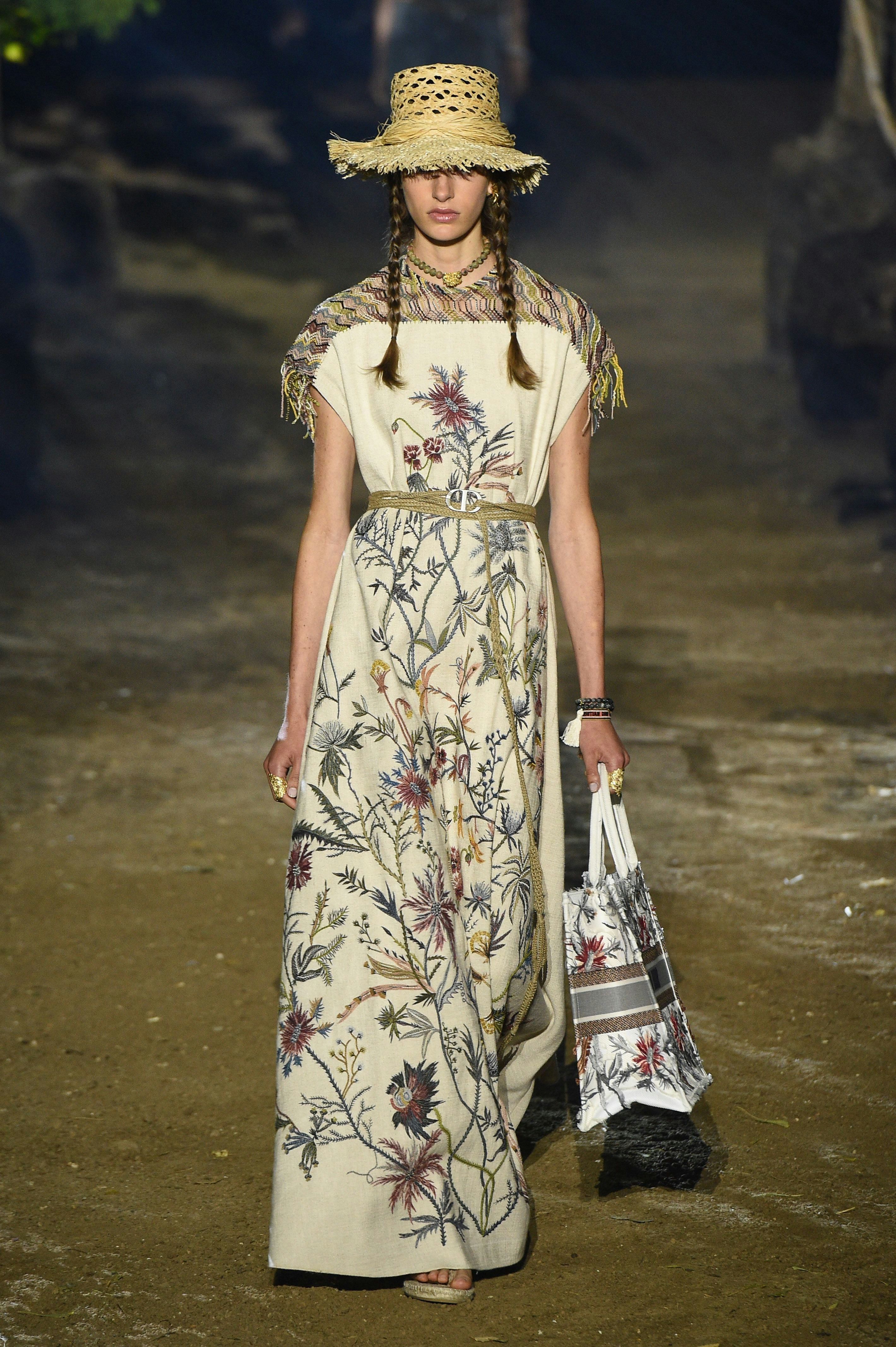Dior Spring/Summer 2020 Runway Show Review: A Deserving Tribute To The ...